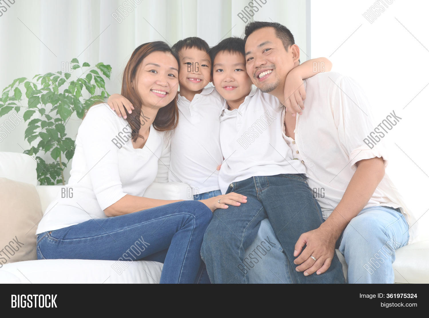 Happy Asian Family Image & Photo (Free Trial) | Bigstock