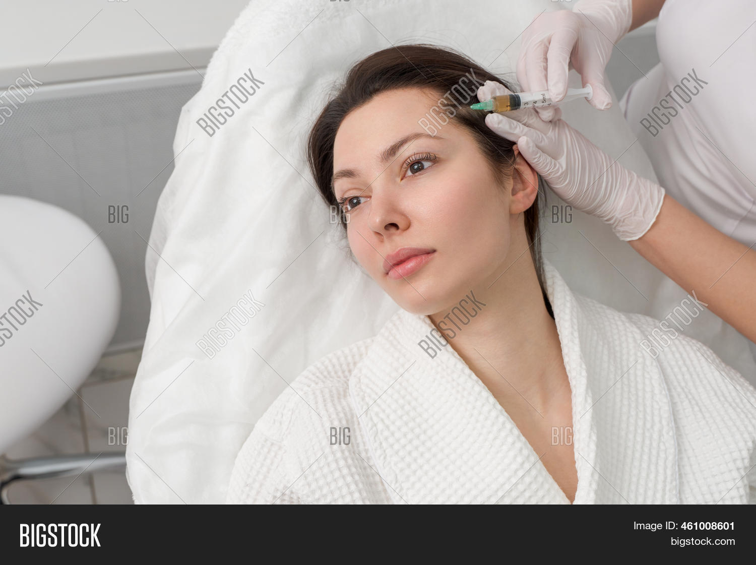 Doctor Makes Injection Image & Photo (Free Trial) | Bigstock