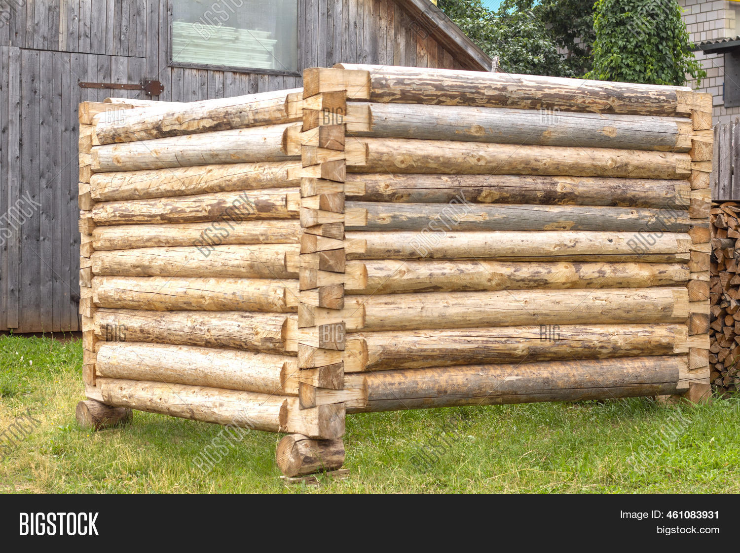 Traditional Log Cabin Image & Photo (Free Trial) | Bigstock