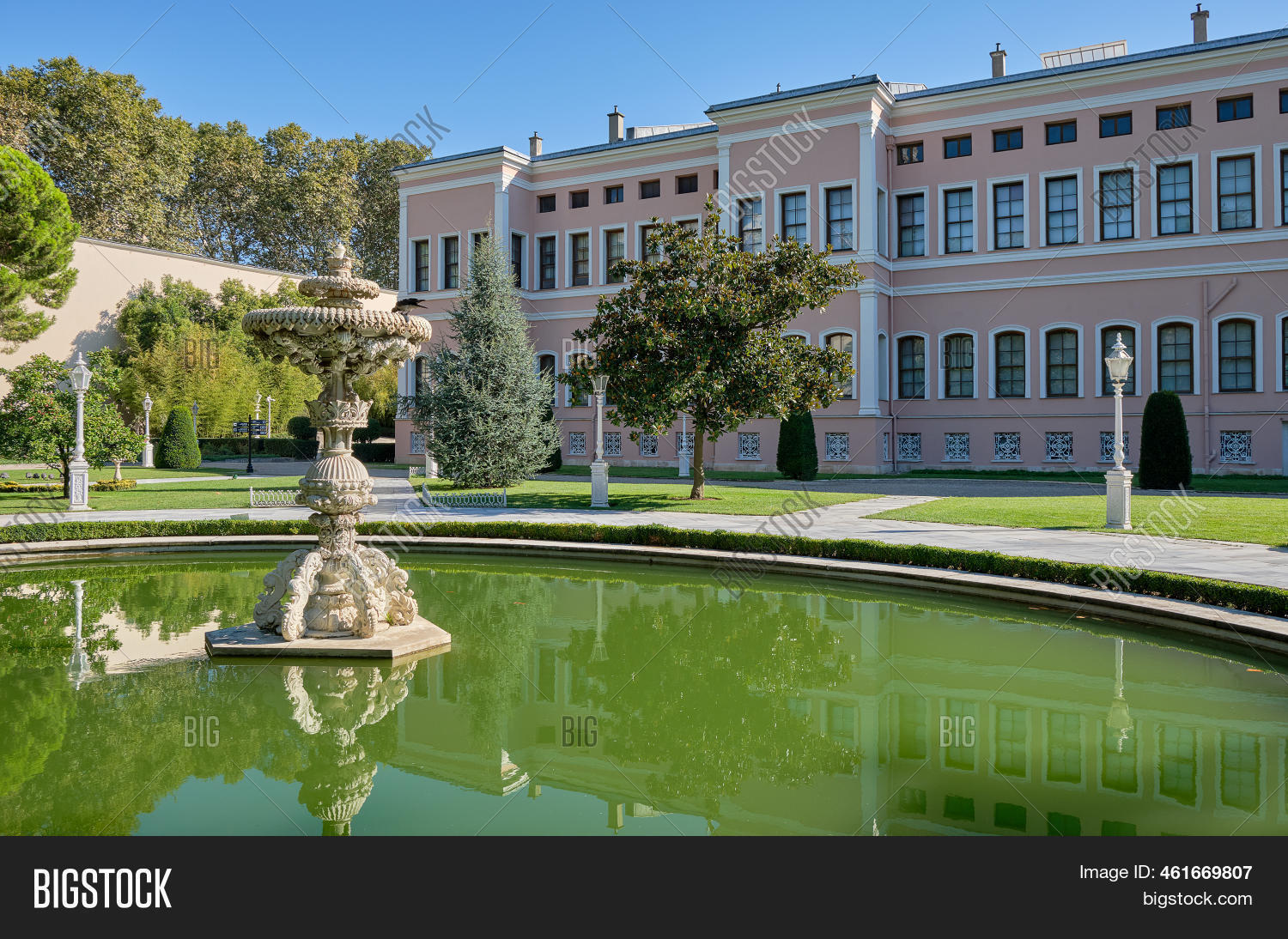 Dolmabahce Sarayi Image & Photo (Free Trial) | Bigstock