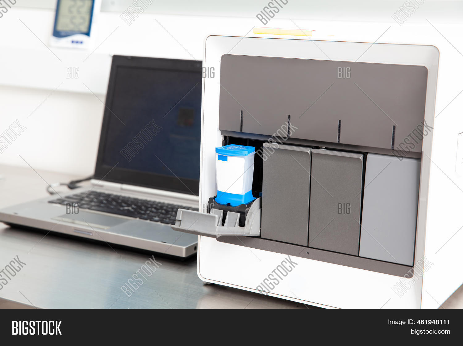 Thermal Cycler Machine Image & Photo (Free Trial) | Bigstock