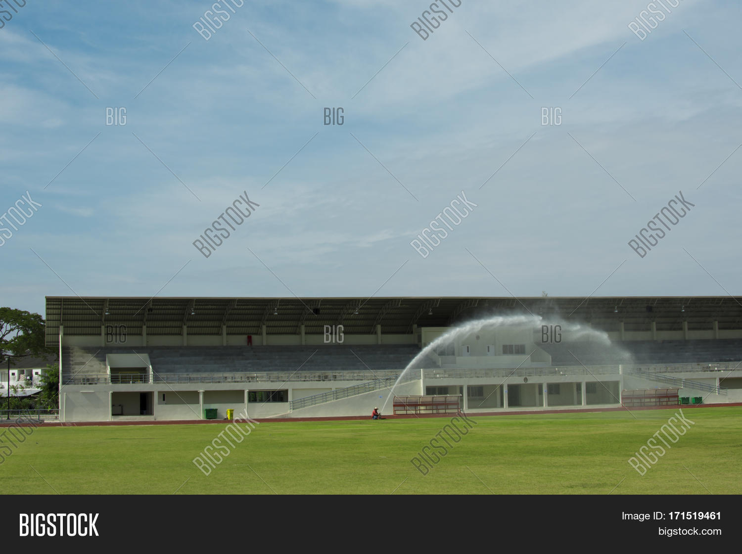 Sprinkler Spray Water Image & Photo (Free Trial) | Bigstock