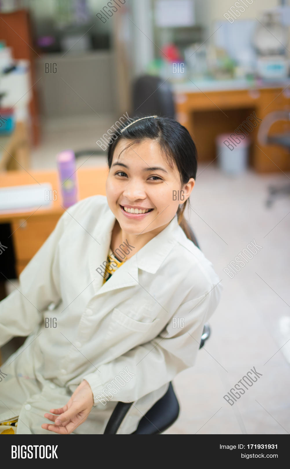 Medical Technologist Image & Photo (Free Trial) | Bigstock