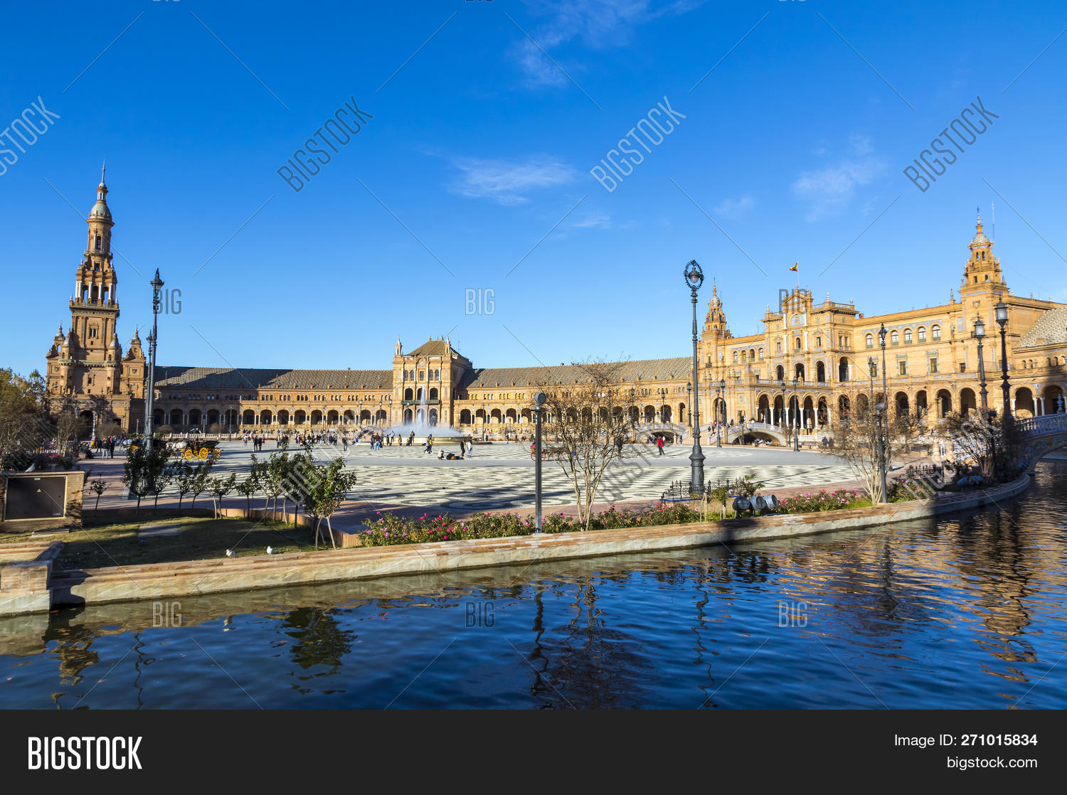 Spain Square (plaza De Image & Photo (Free Trial) | Bigstock