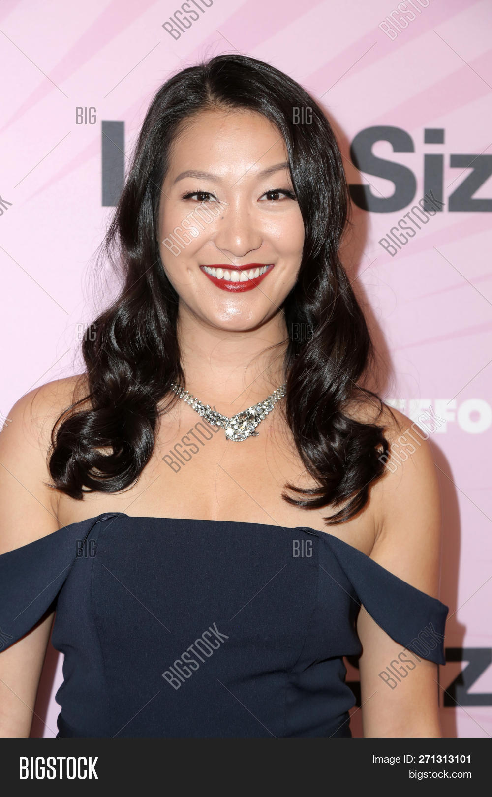 LOS ANGELES - NOV 27: Image & Photo (Free Trial) | Bigstock