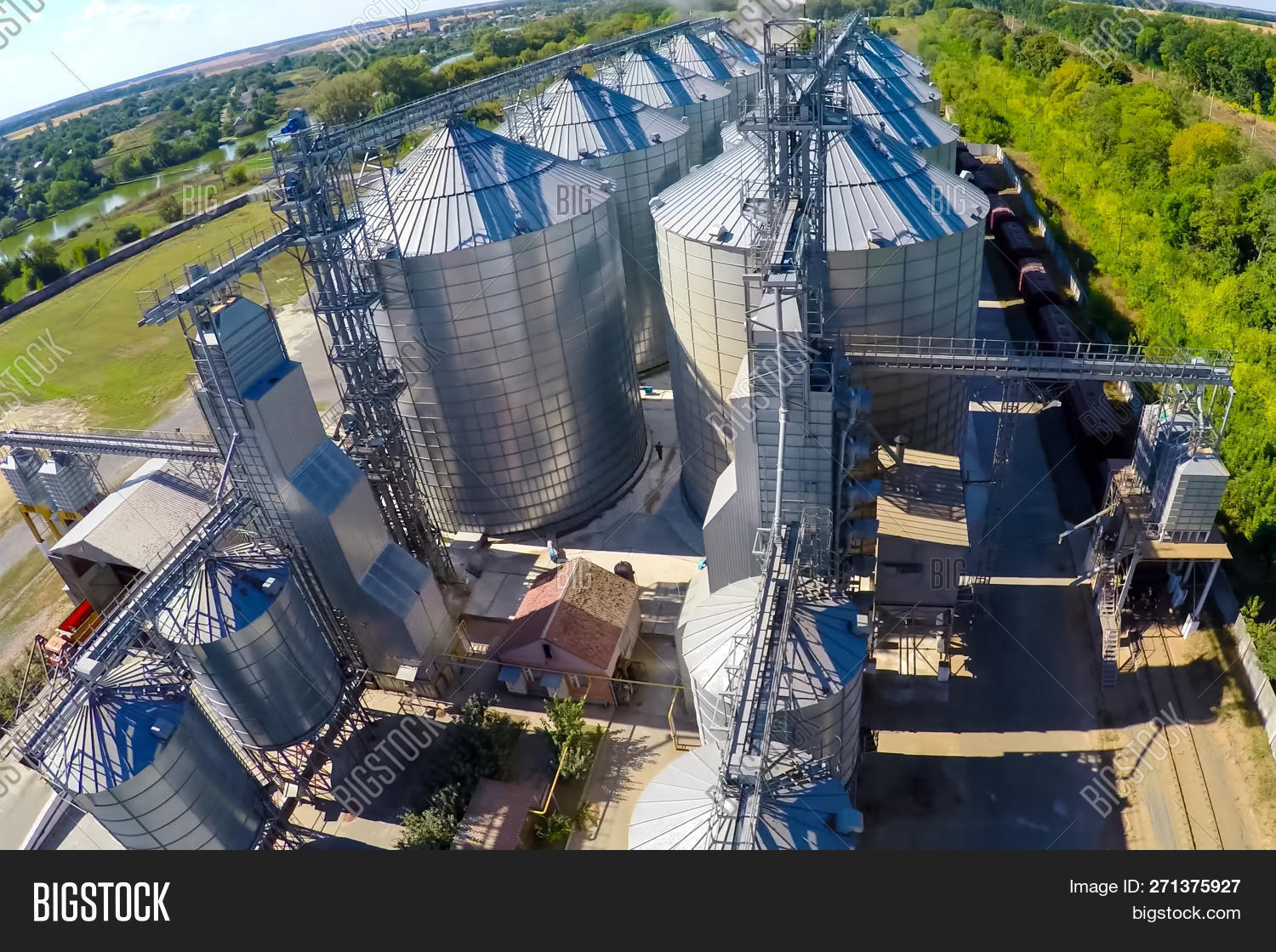 Flight Grain Terminal Image & Photo (Free Trial) | Bigstock