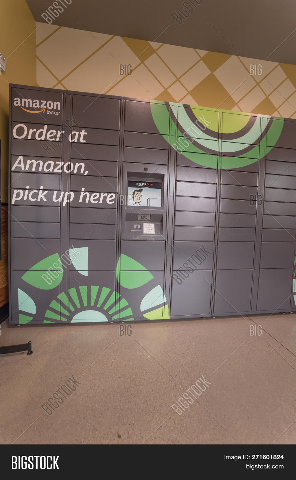 Amazon Locker Self- Image & Photo (Free Trial) | Bigstock