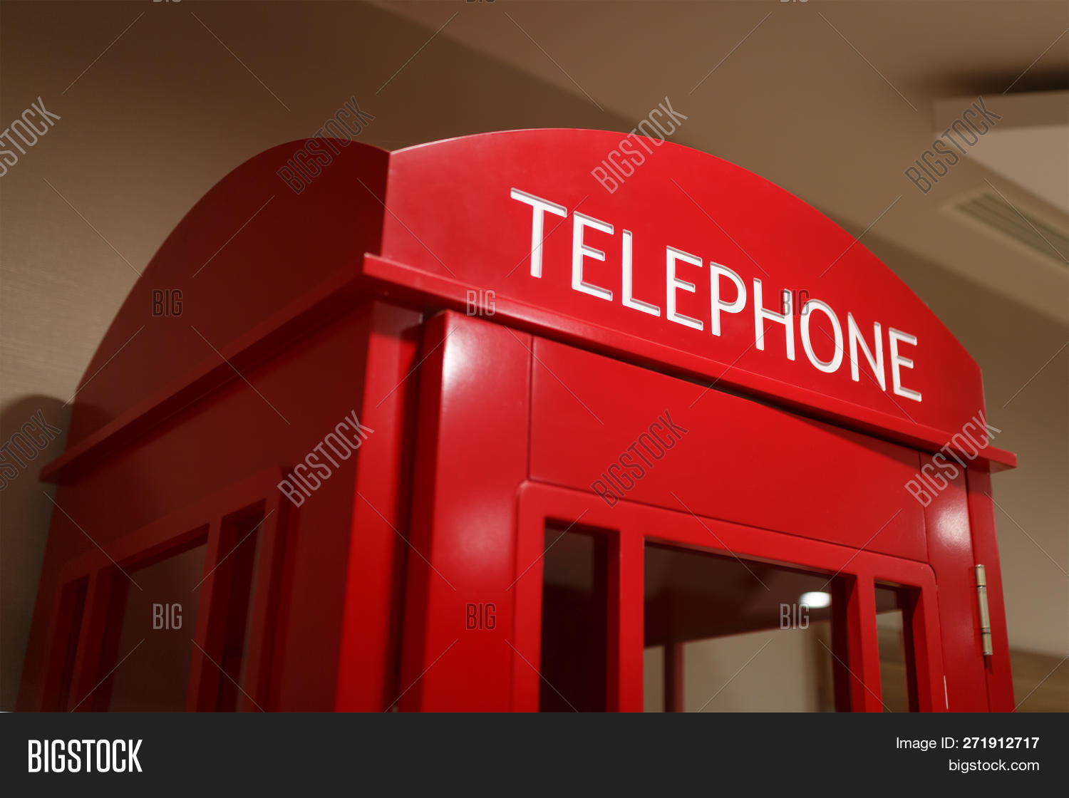 Traditional Red Image & Photo (Free Trial) | Bigstock