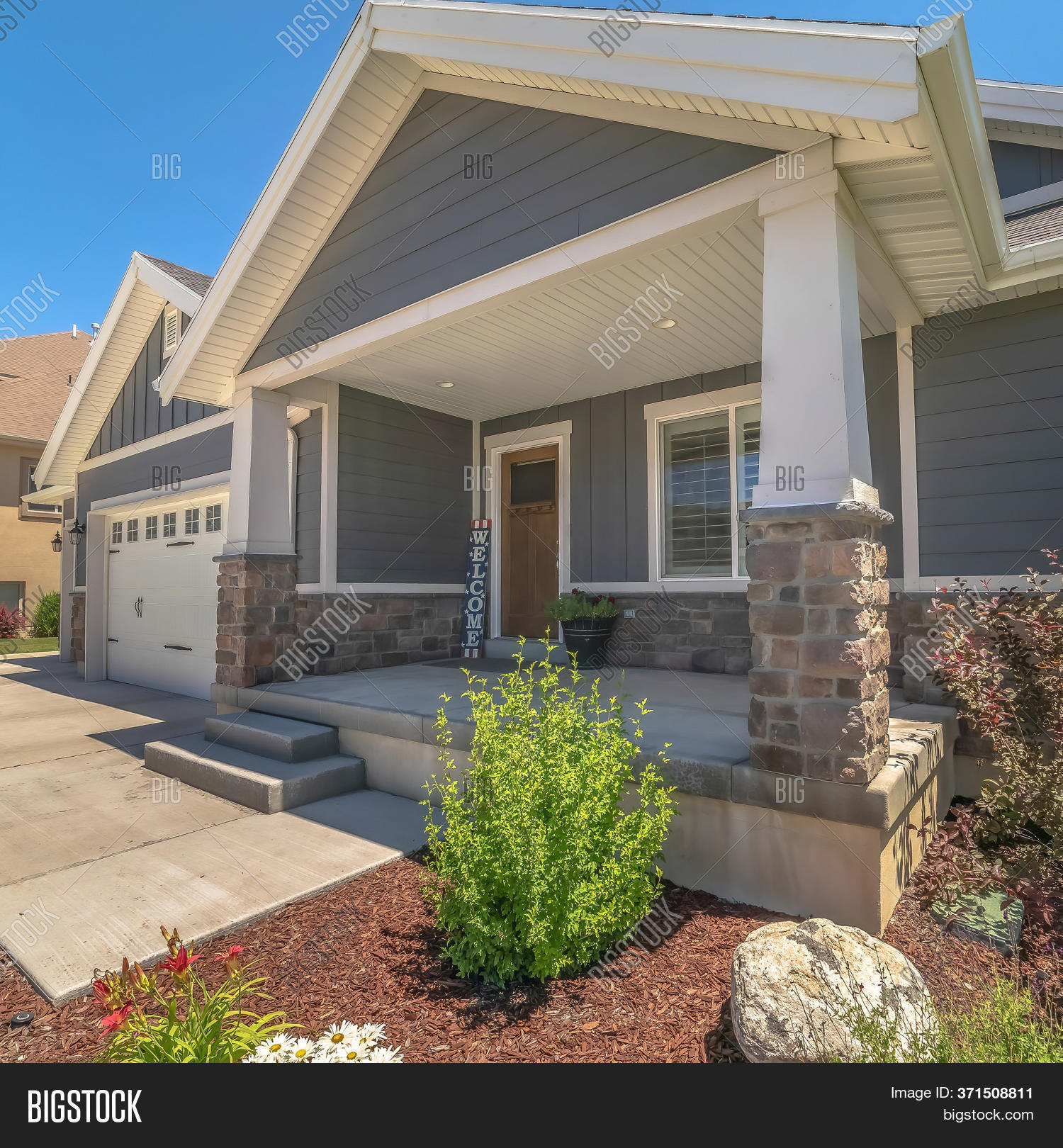 Square Home Facade Image & Photo (Free Trial) | Bigstock