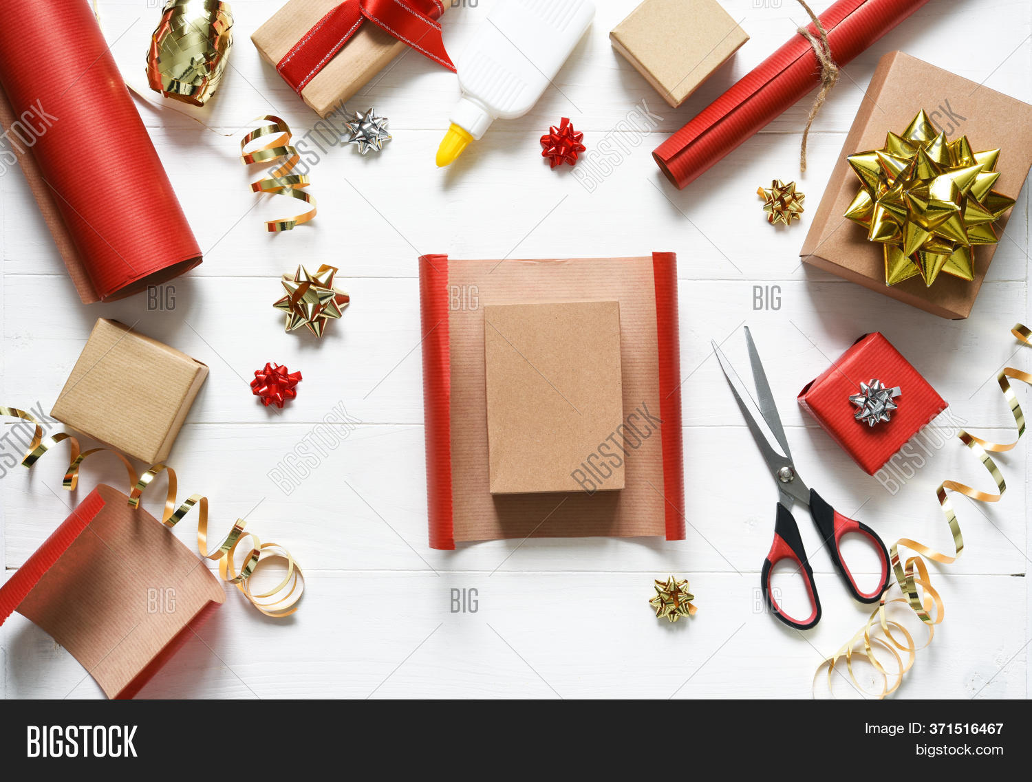 Gift Wrapping Image & Photo (Free Trial) | Bigstock