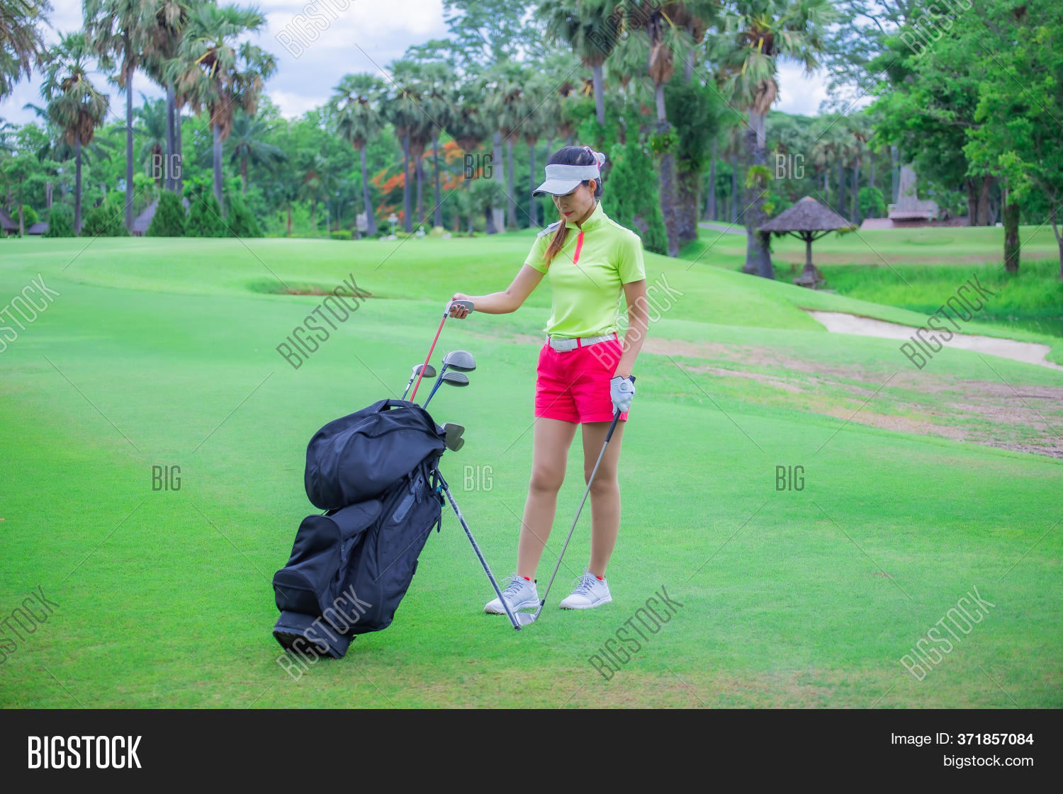 Gorgeous Golfer Lady Image & Photo (Free Trial) | Bigstock
