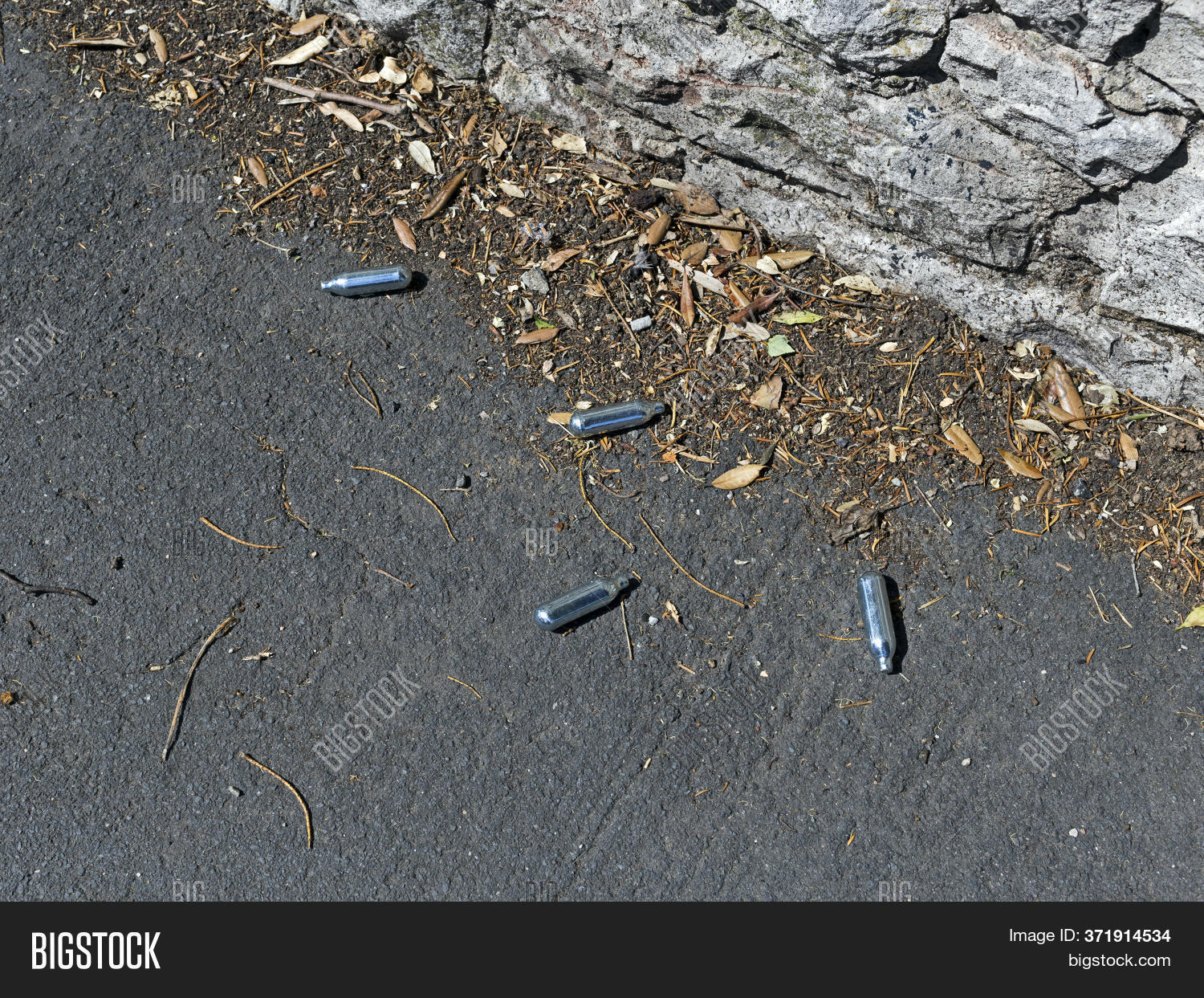 Empty Nitrous Oxide Image & Photo (Free Trial) | Bigstock