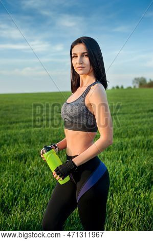 Girl Beautiful Body Image & Photo (Free Trial) | Bigstock