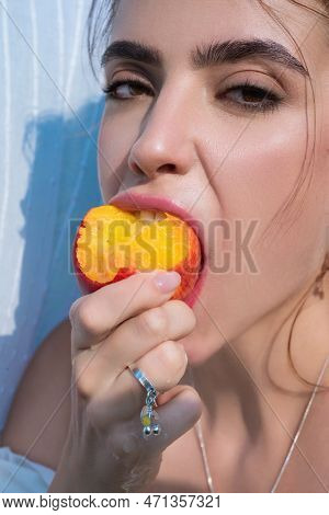 Woman Eat Peach, Close Image & Photo (Free Trial) | Bigstock