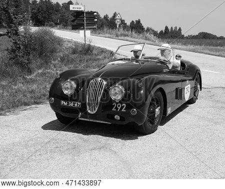 Jaguar Xk140 Ots Image & Photo (Free Trial) | Bigstock