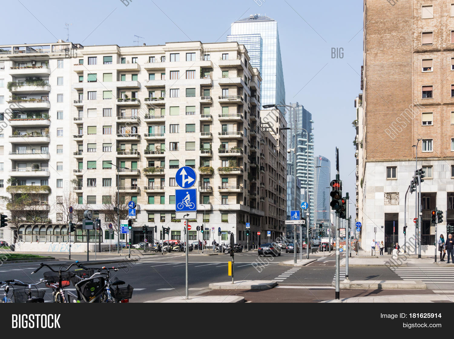 MILAN, ITALY - March Image & Photo (Free Trial) | Bigstock
