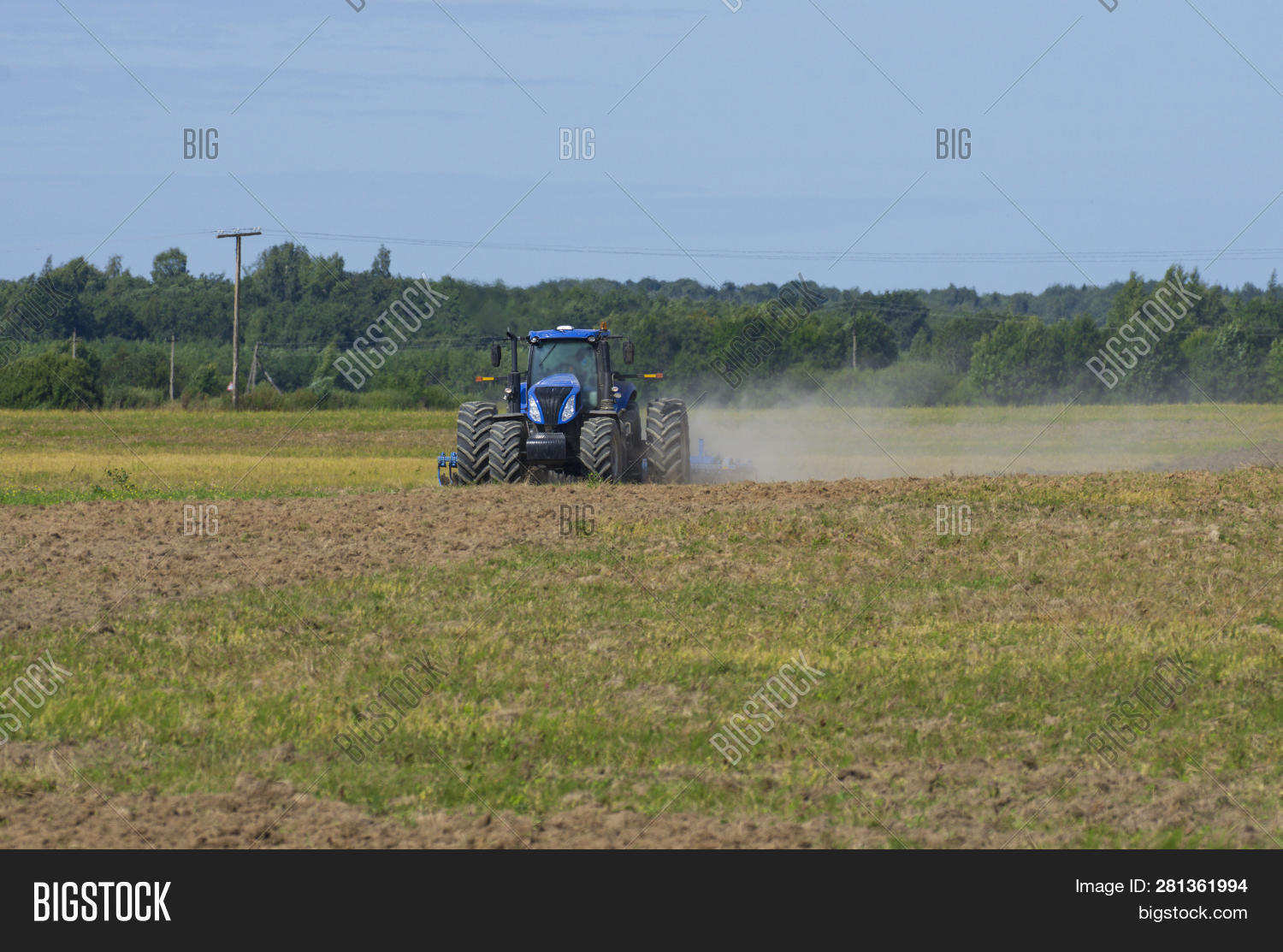 Front View Tractor Image & Photo (Free Trial) | Bigstock