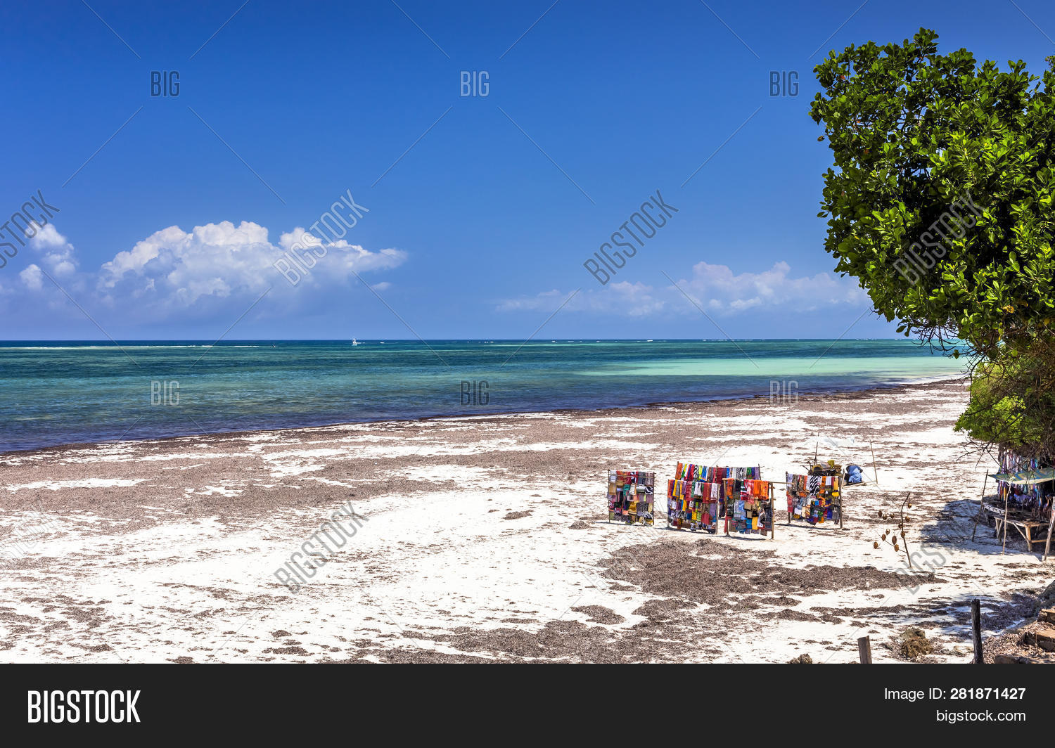 Amazing Diani Beach Image & Photo (Free Trial) | Bigstock