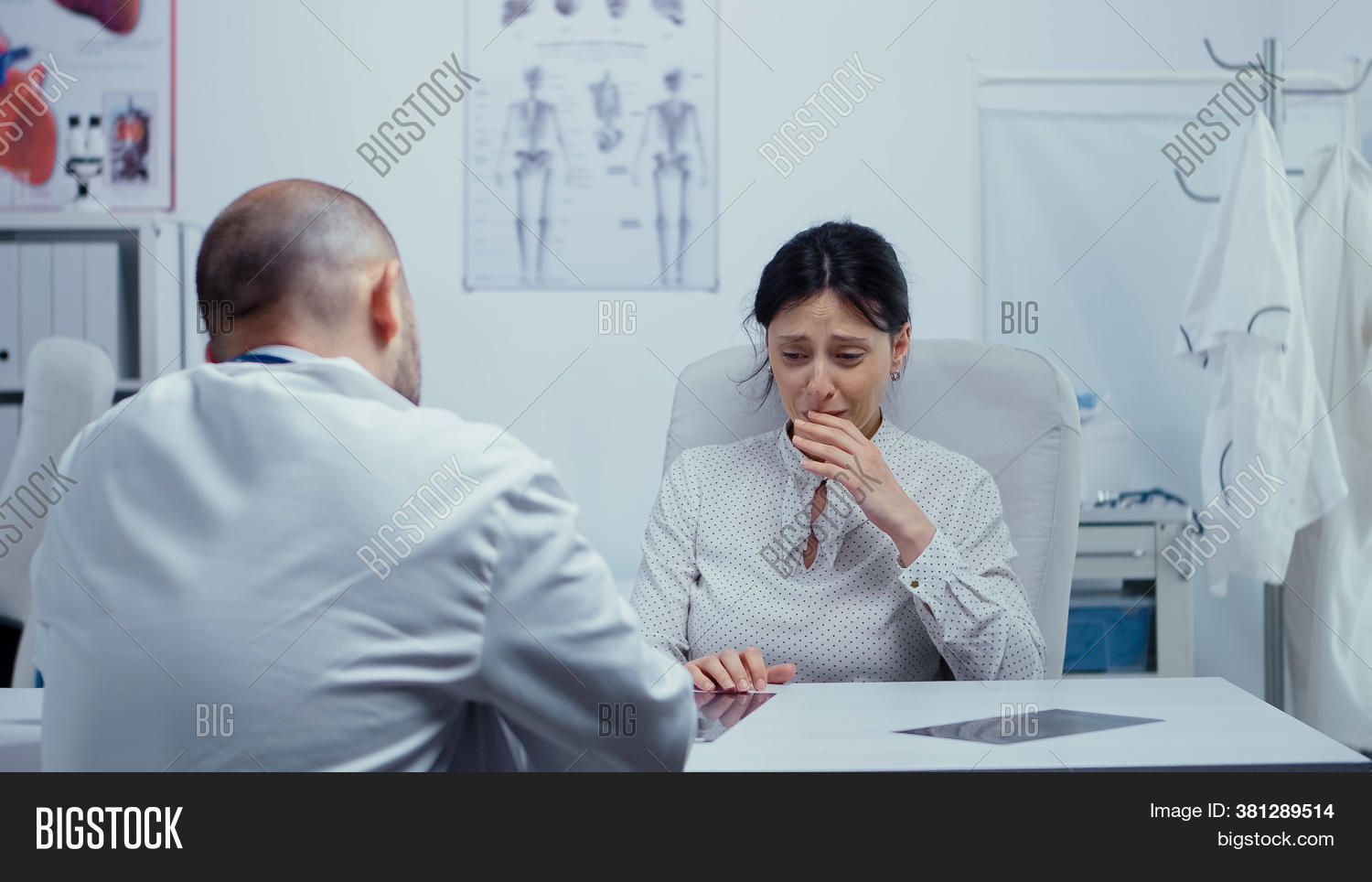 Woman Doctor Hearing Image & Photo (Free Trial) | Bigstock