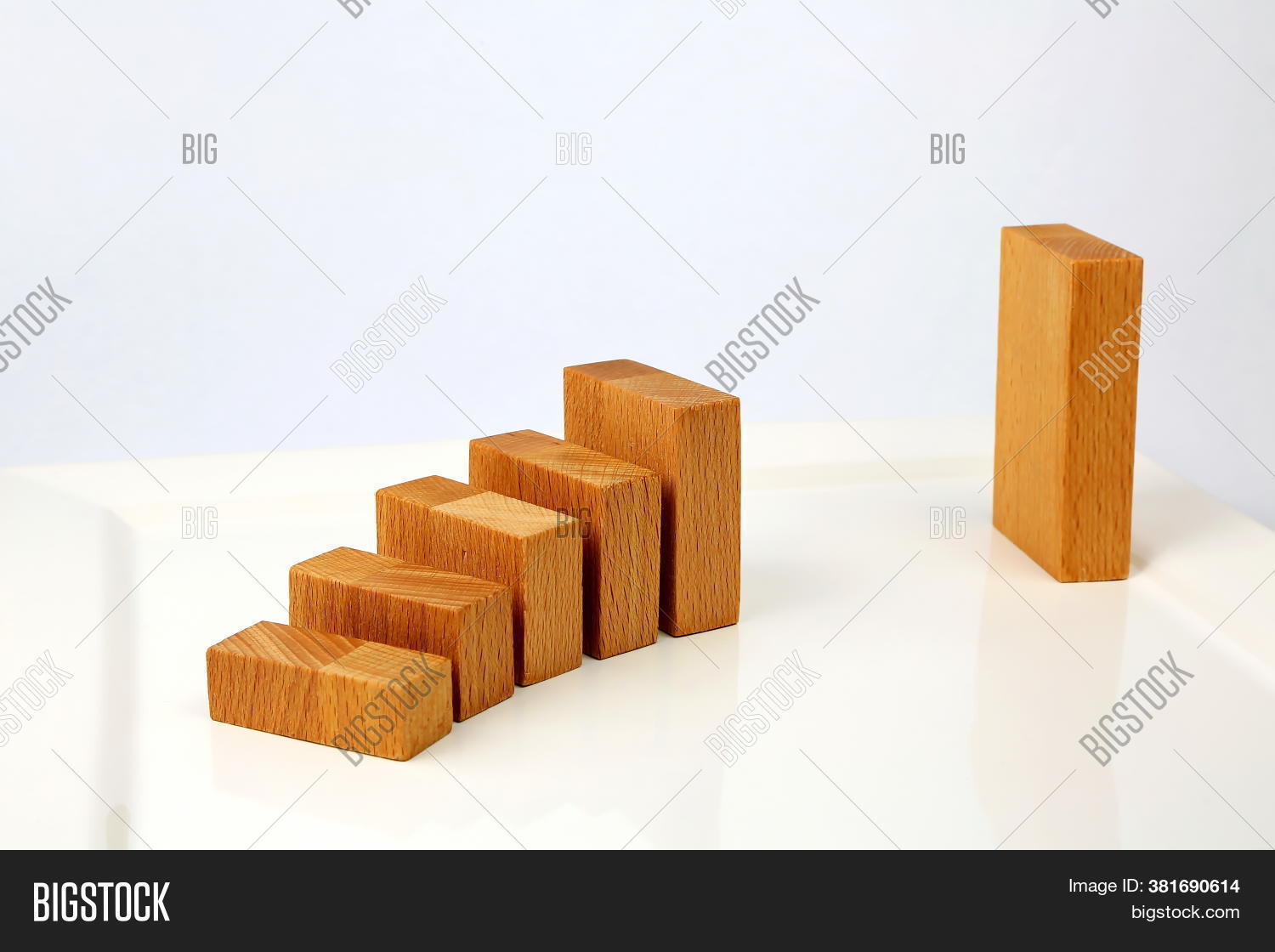 Ascending Diagram Image & Photo (Free Trial) | Bigstock