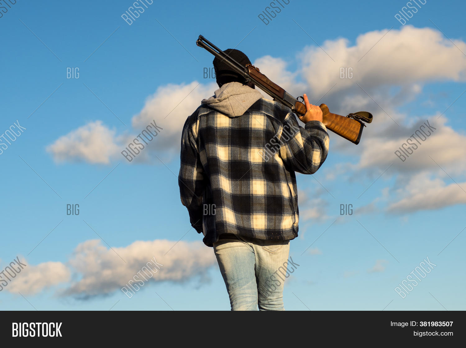 Back View. Hunter Man Image & Photo (Free Trial) | Bigstock