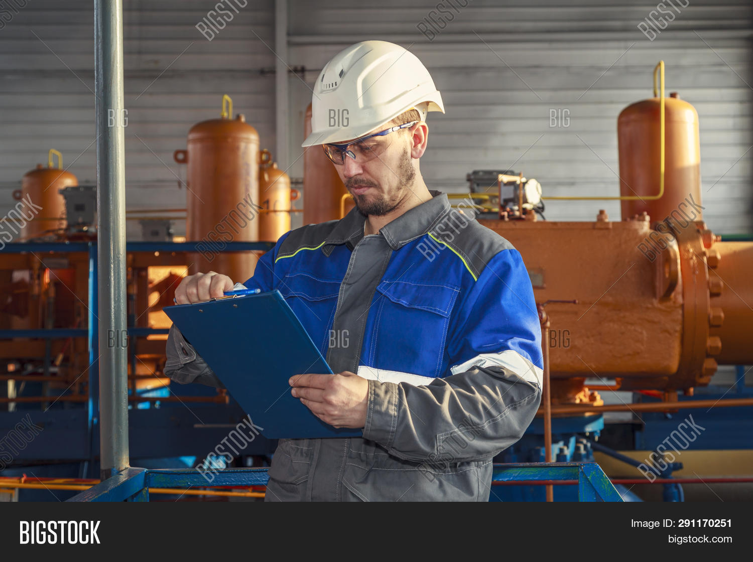 Mechanic - Repairman Image & Photo (Free Trial) | Bigstock