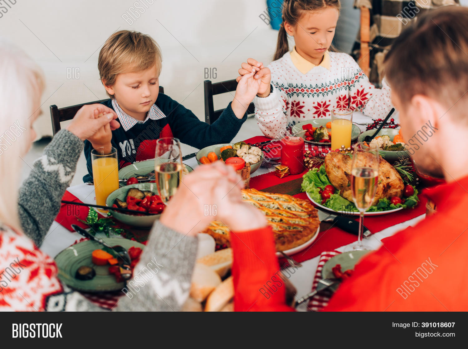 Focus Children Holding Image & Photo (Free Trial) | Bigstock