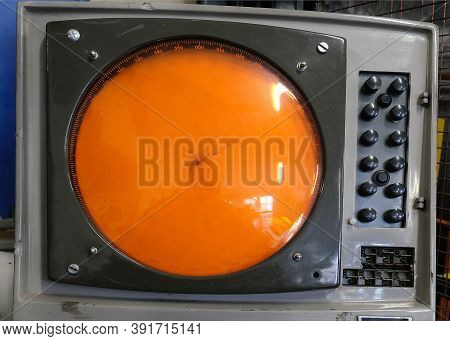Vintage Early Radar Image & Photo (Free Trial) | Bigstock