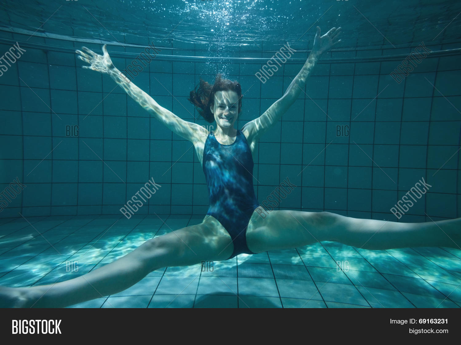 Athletic Swimmer Image And Photo Free Trial Bigstock