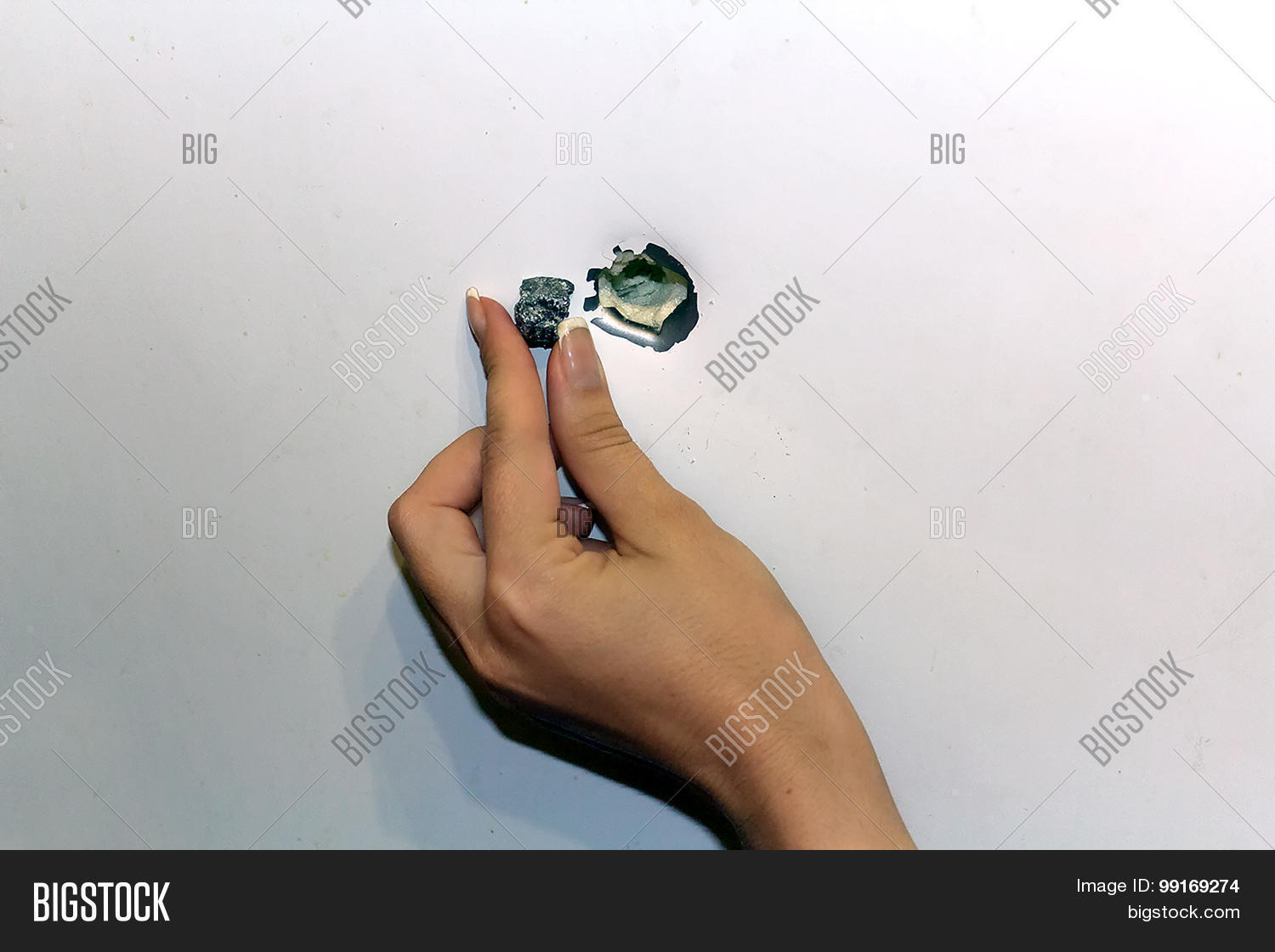 Shell Splinter Left Image & Photo (Free Trial) | Bigstock