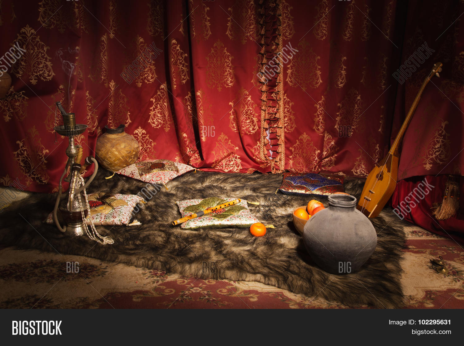 Arabic Harem Image & Photo (Free Trial) | Bigstock