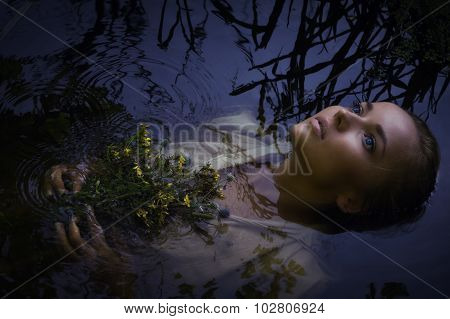 Young Drown Woman Image & Photo (Free Trial) | Bigstock