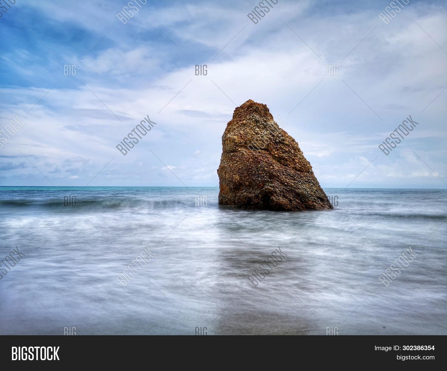 Beautiful Single Rock Image & Photo (Free Trial) | Bigstock