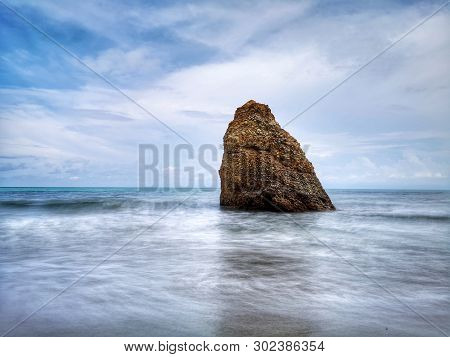 Beautiful Single Rock Image & Photo (Free Trial) | Bigstock