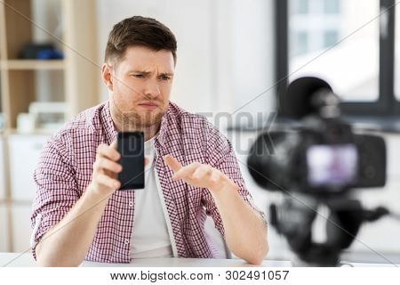 Vlogging People Image & Photo (Free Trial) | Bigstock