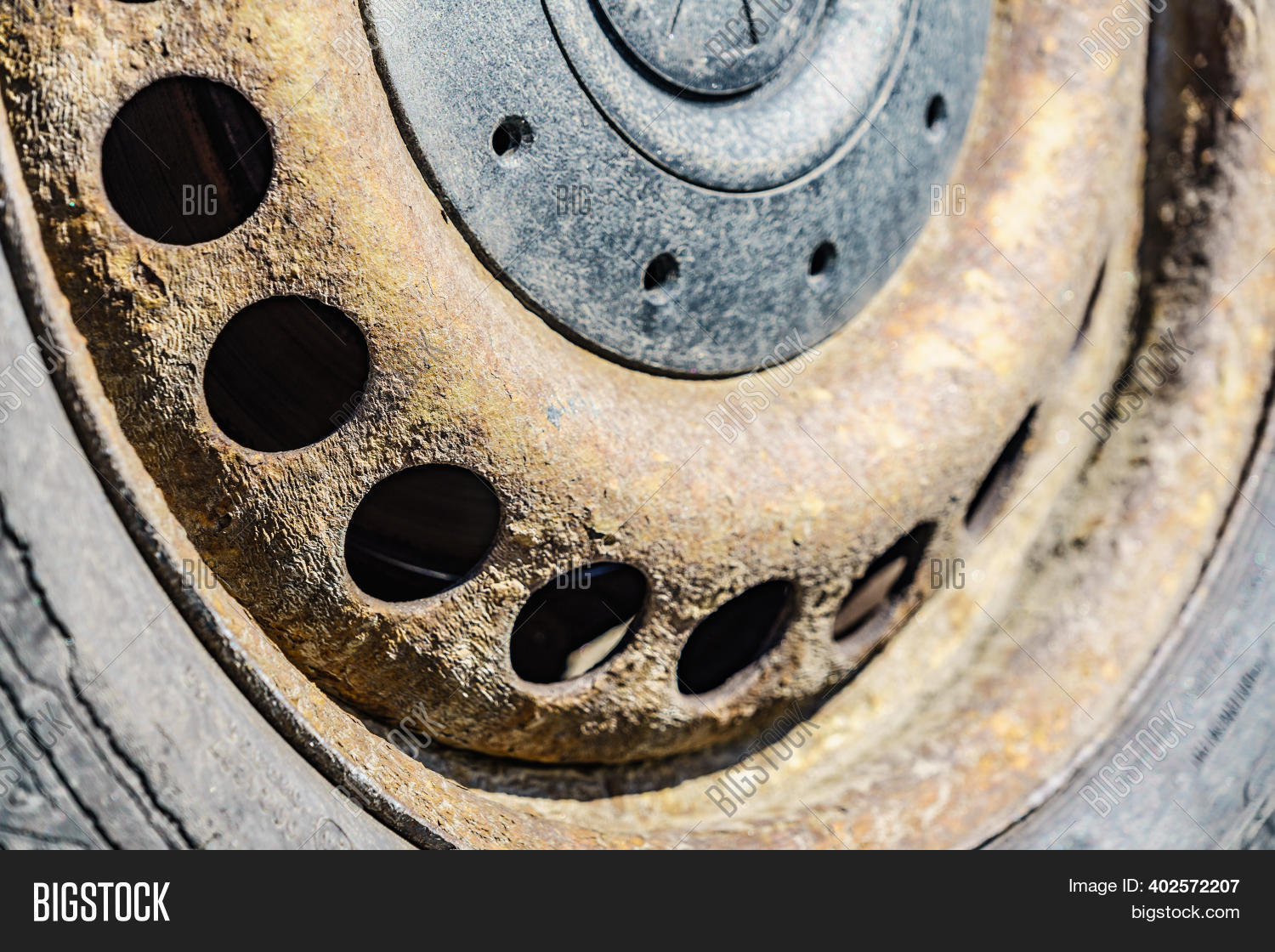 Old Rusty Car Wheel Image & Photo (Free Trial) | Bigstock