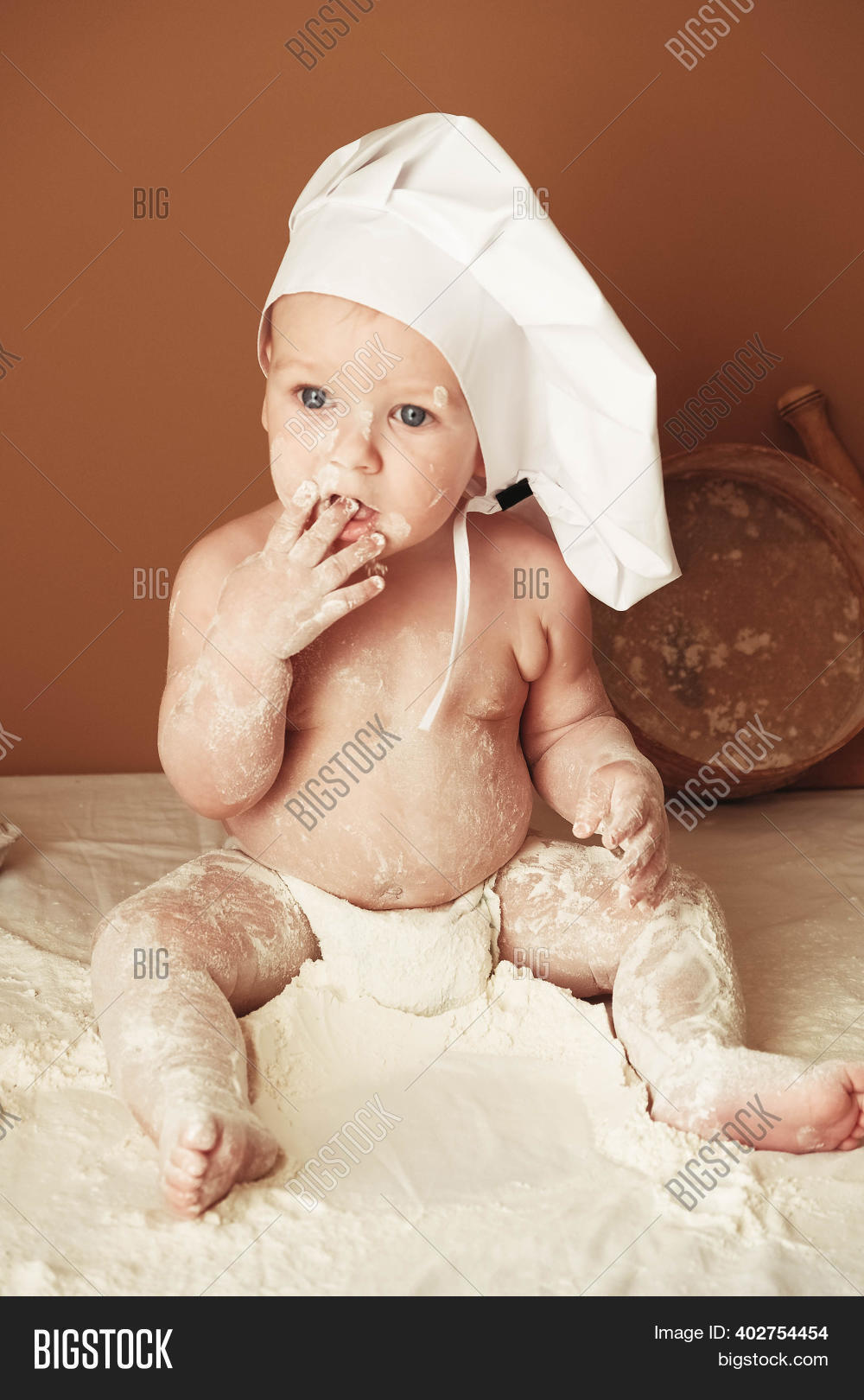 Little Boy Baker Chef' Image & Photo (Free Trial) | Bigstock