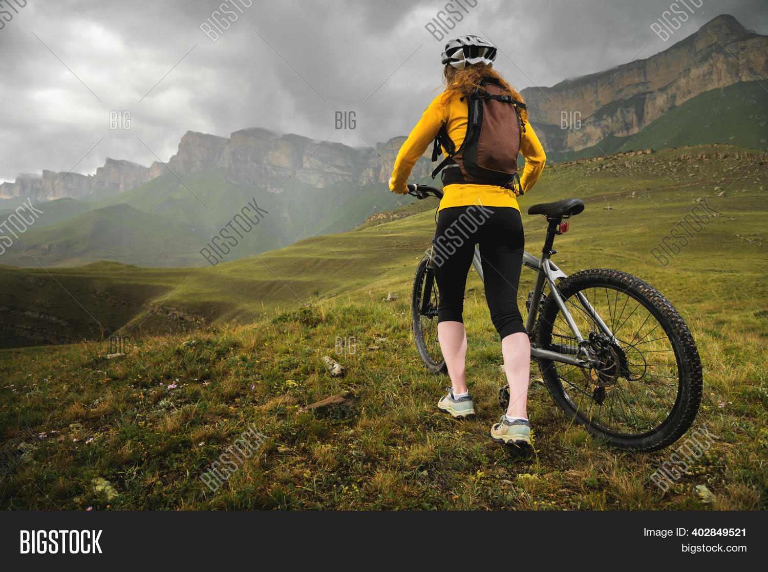 Wide Angle Bottom View Image & Photo (Free Trial) | Bigstock
