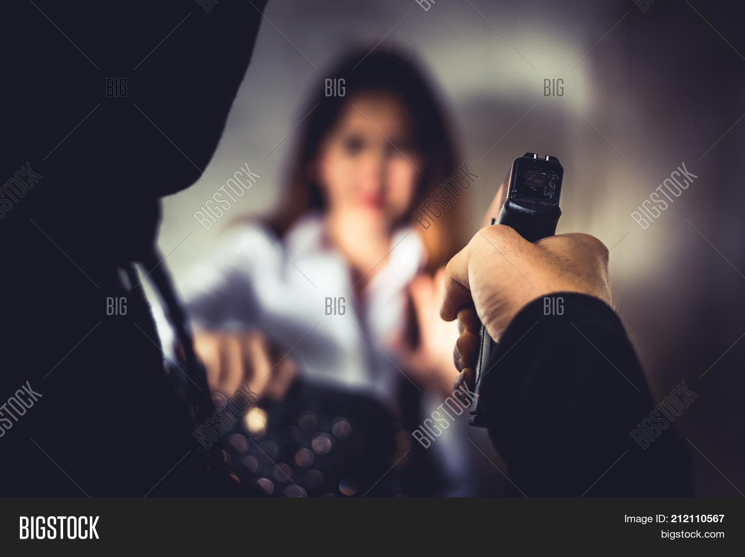 Robber Force 图片和照片（免费试用） | Bigstock