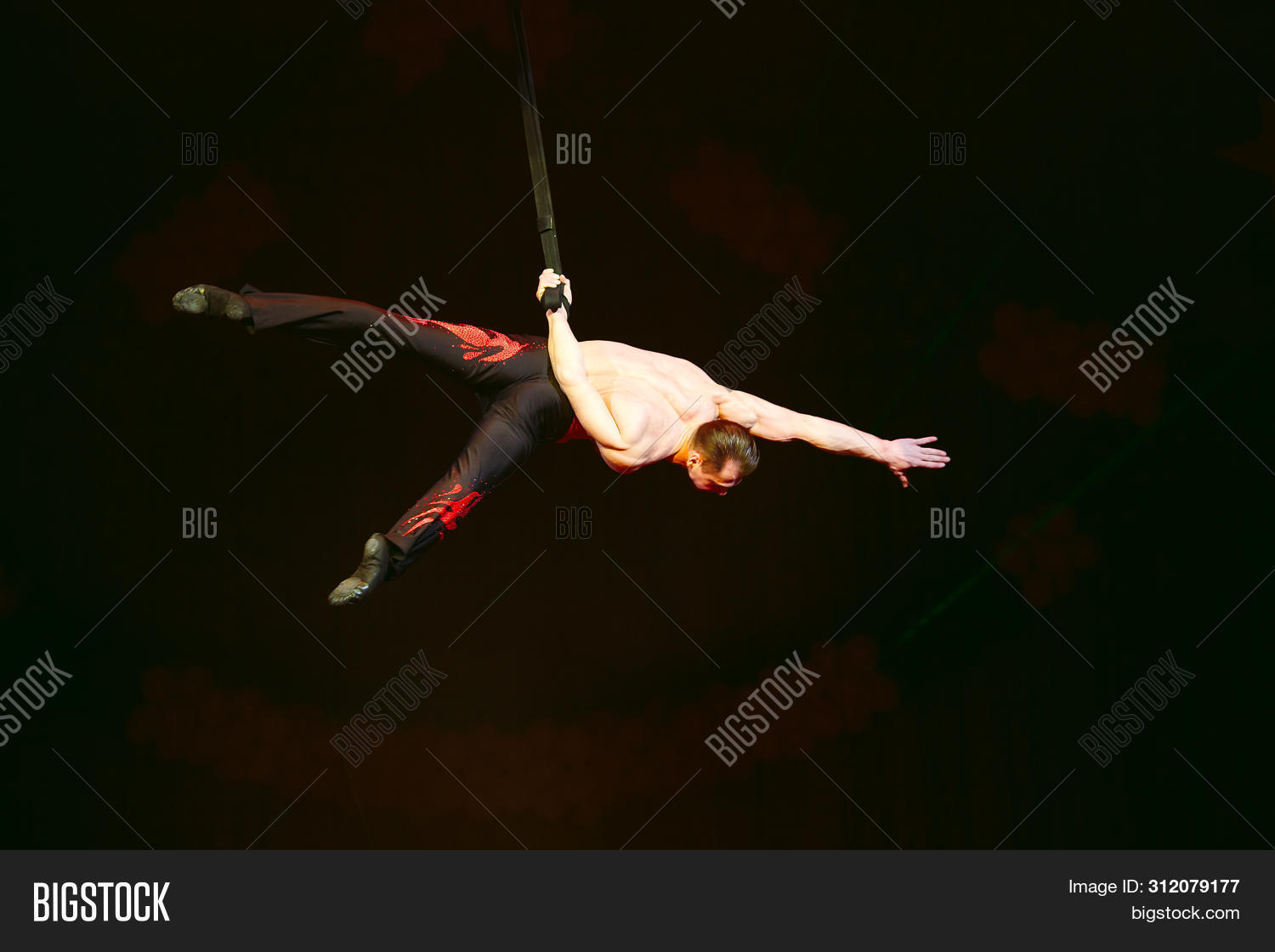 Acrobat Performs Image & Photo (Free Trial) | Bigstock