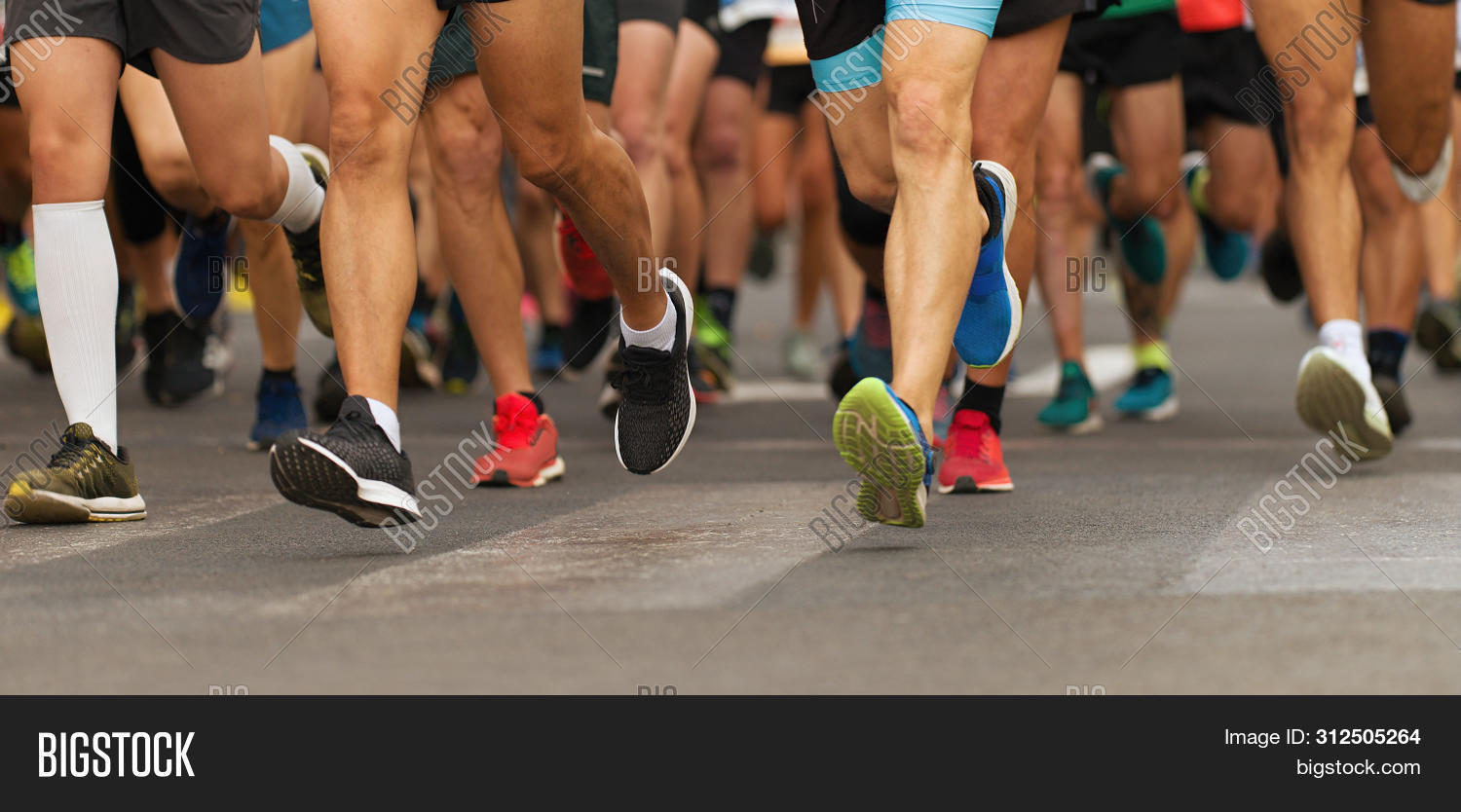 Marathon Runners Image & Photo (Free Trial) | Bigstock