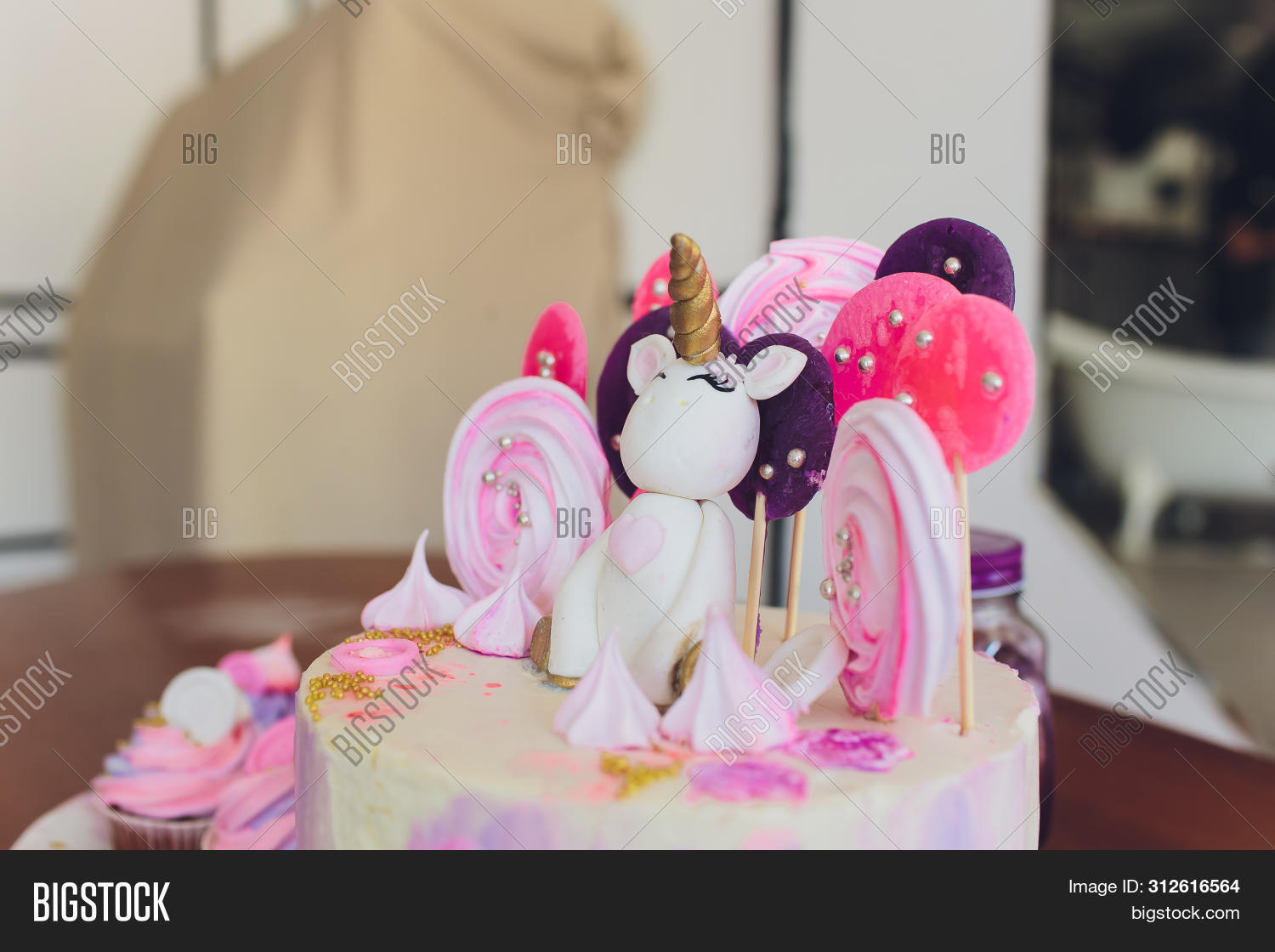 Beautiful Bright Cake Image & Photo (Free Trial) | Bigstock