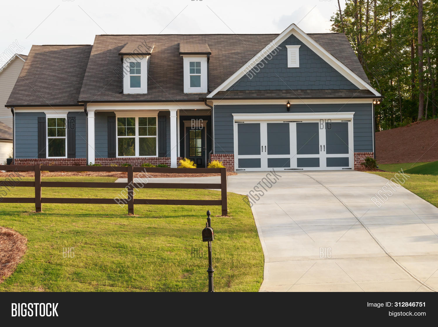 Gray Ranch Style Model Image & Photo (Free Trial) | Bigstock