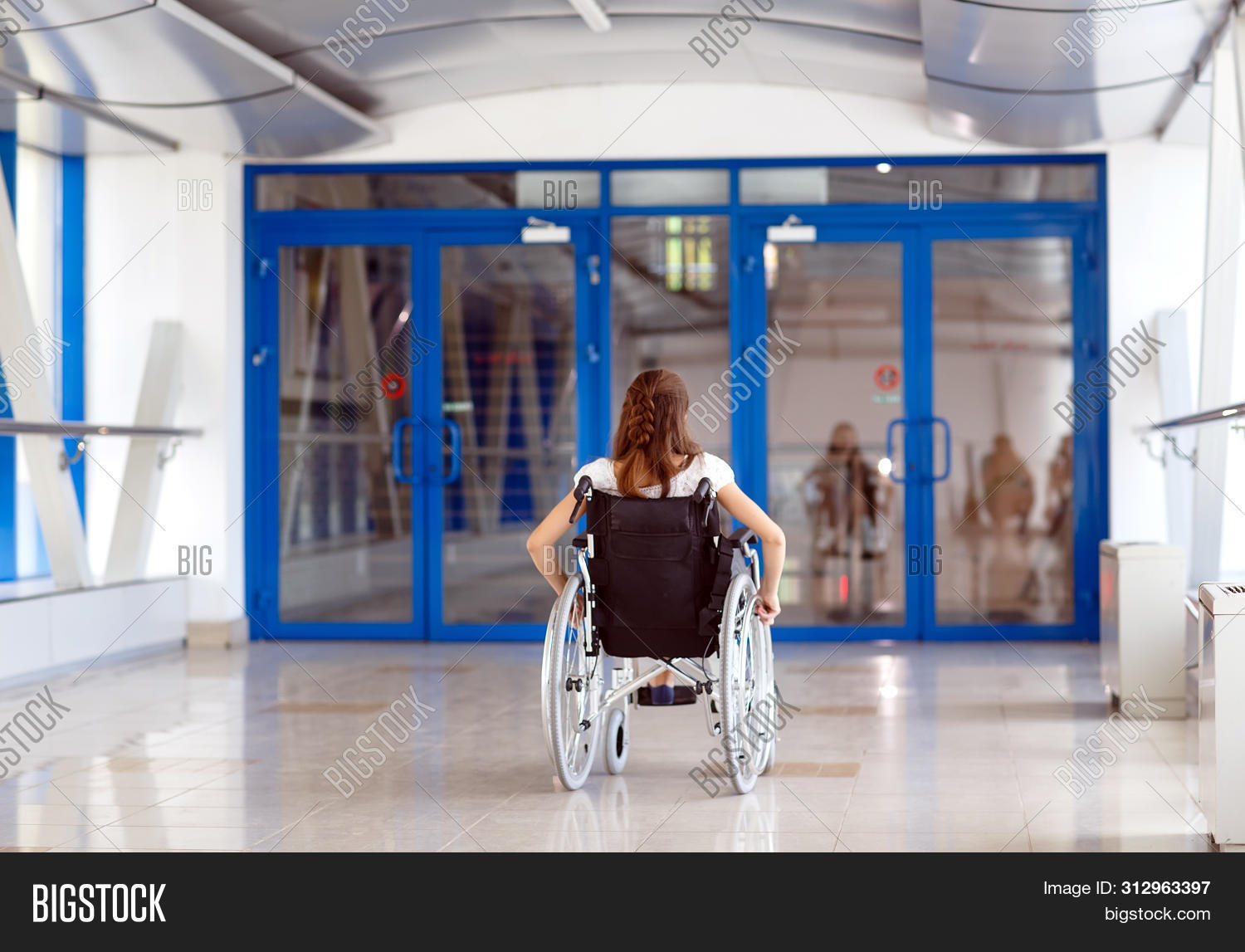 Young Girl Wheelchair Image & Photo (Free Trial) | Bigstock