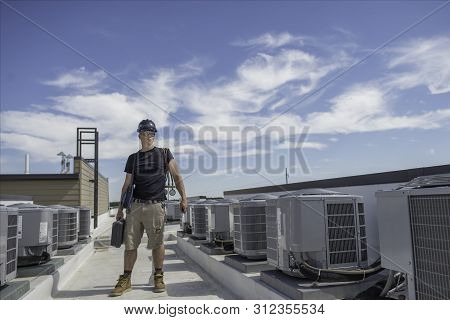 Hvac Technician Image & Photo (Free Trial) | Bigstock