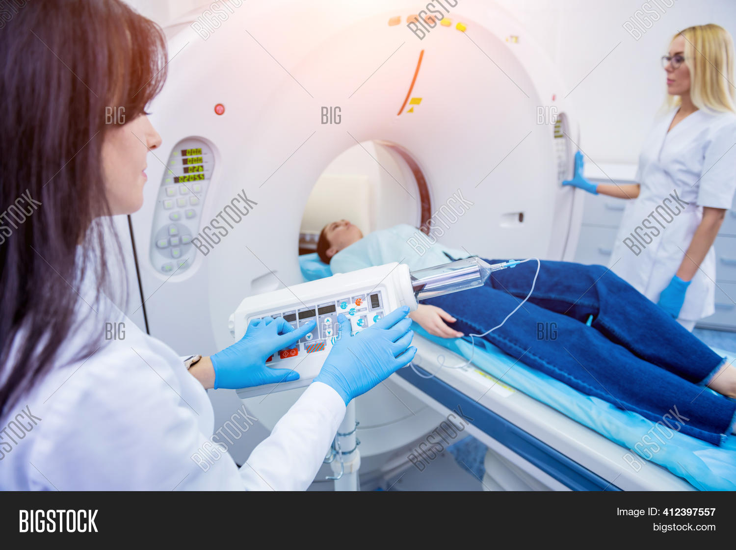 Radiologist Female Image & Photo (Free Trial) | Bigstock