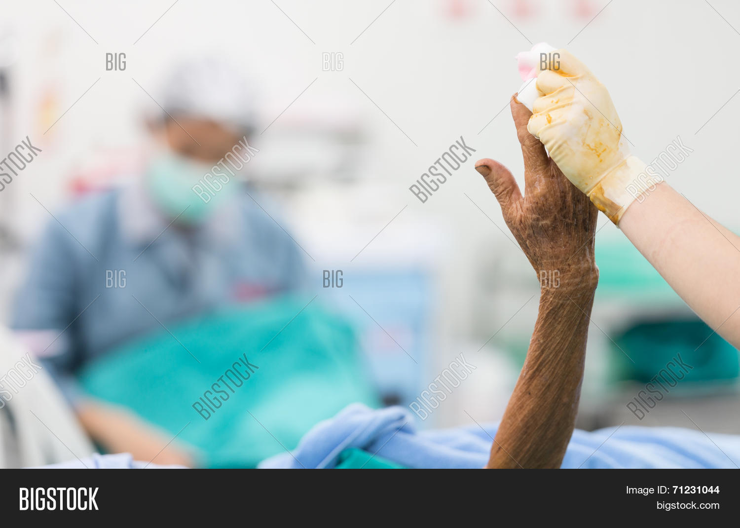 Scrub Nurse Use Image & Photo (Free Trial) | Bigstock
