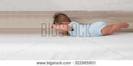 Baby Boy Lift Chest Image & Photo (Free Trial) | Bigstock