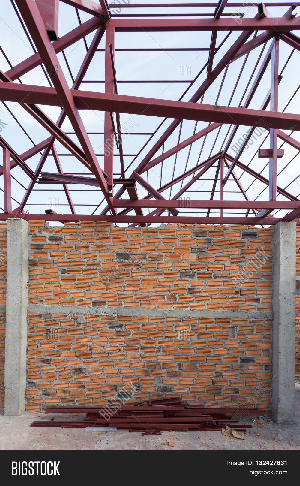 Structural Steel Beam Image & Photo (Free Trial) | Bigstock