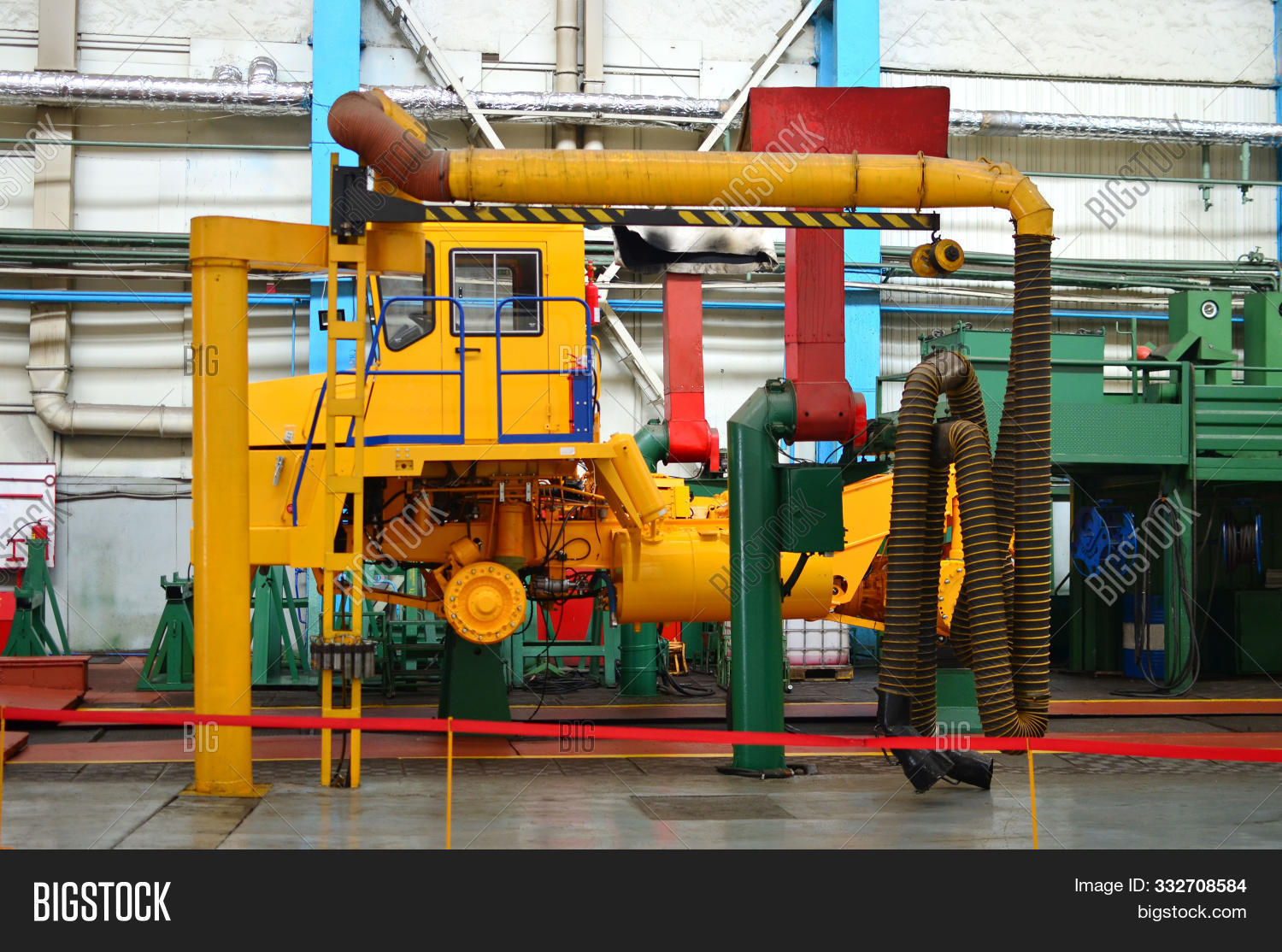 Production 图片和照片（免费试用） | Bigstock